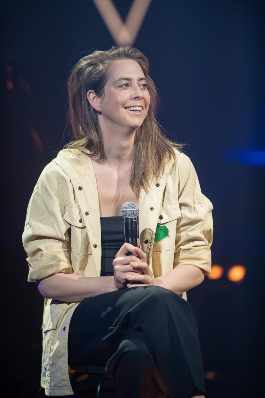 Découvrez le nouveau look d'Ève Landry