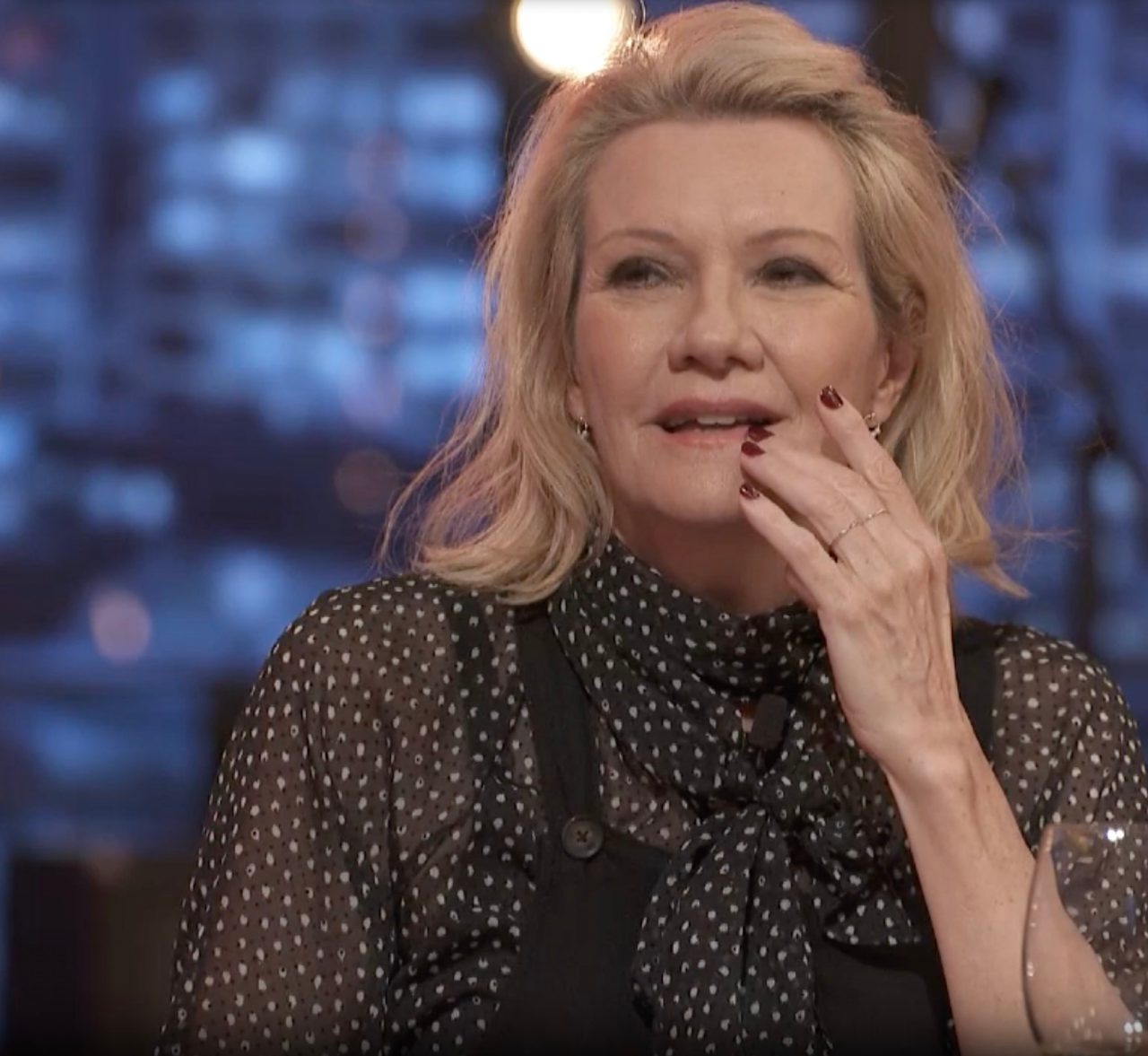 Élise Guilbault fait une révélation choc à Marc Labrèche et la foule s ...