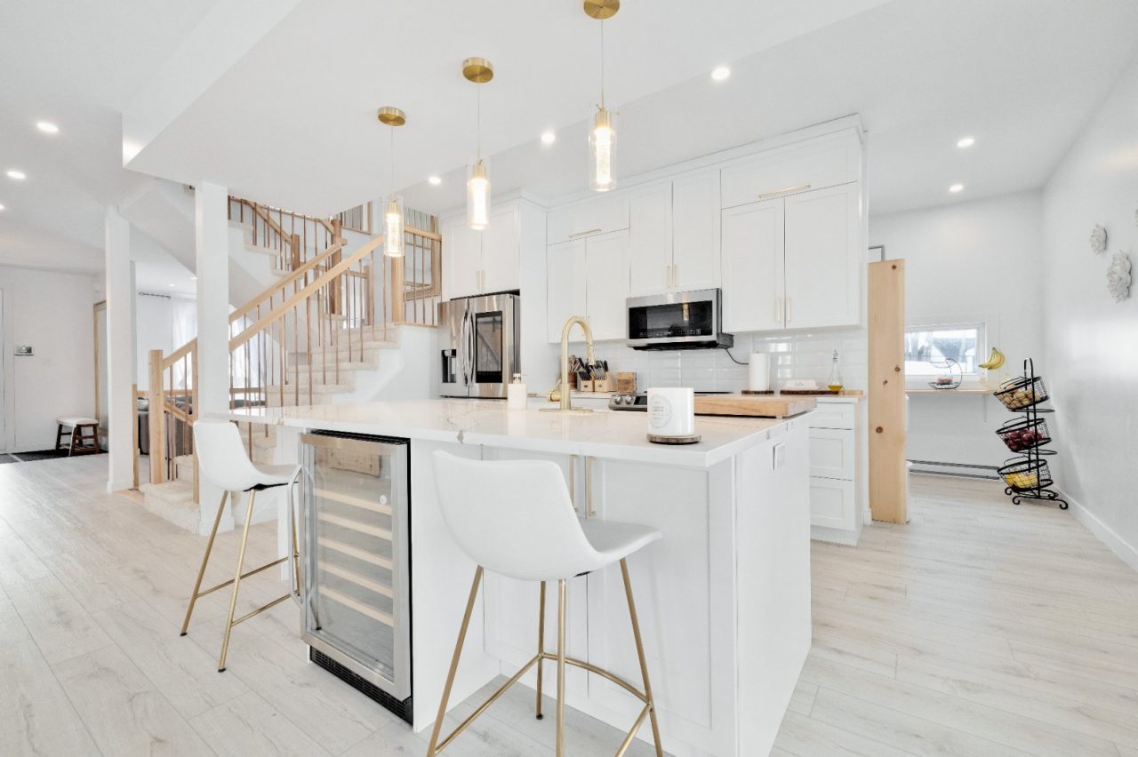 Les jumelles influenceuses qui «n'ont plus d'argent» et dont tout le ...