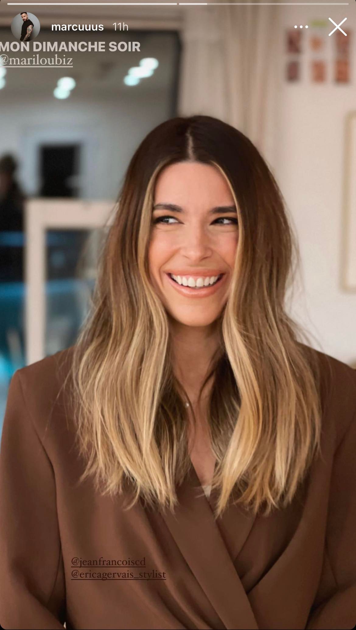 Marilou renversante dans un magnifique veston marron