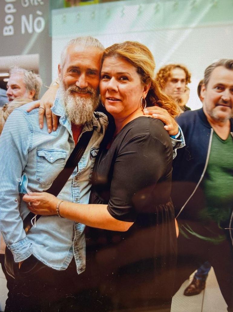 Découvrez le nouveau look de Roy Dupuis