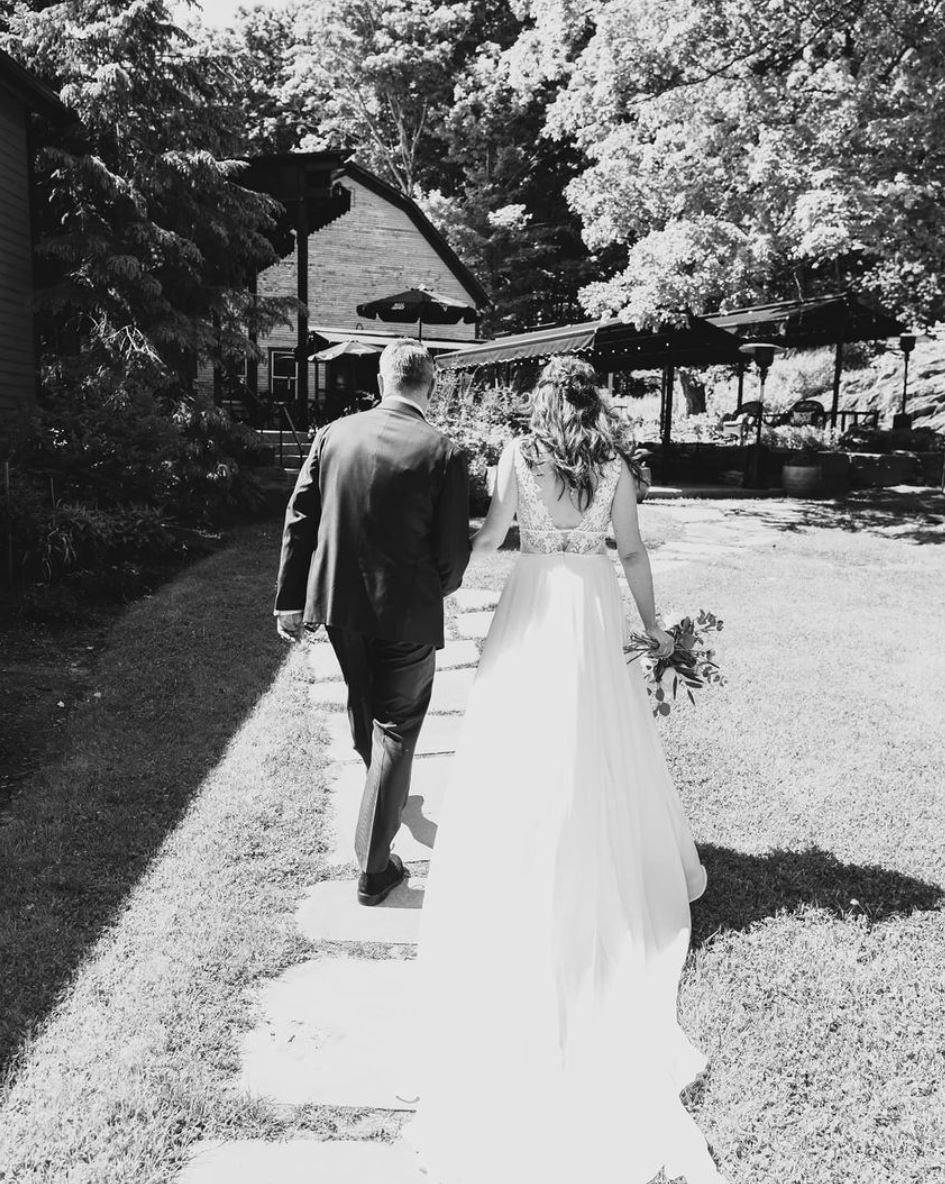 La petite soeur de Marie-Ève Janvier s'est mariée!