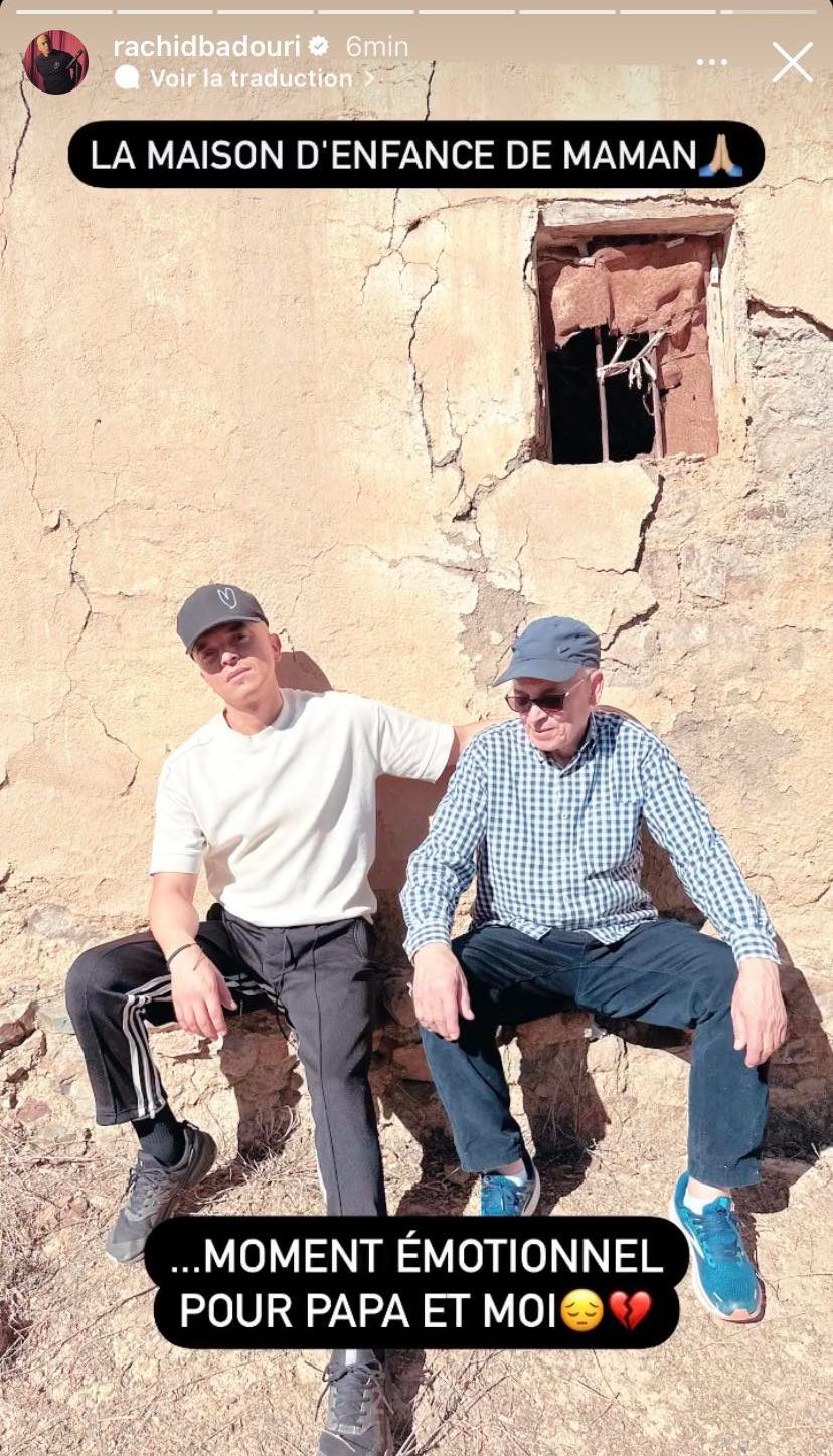 Touchant: Rachid Badouri visite la très modeste maison d’enfance de son ...