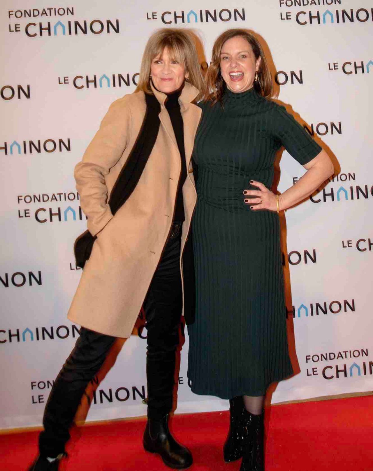 Une foule de vedettes sur le tapis rouge du film Femmes courage