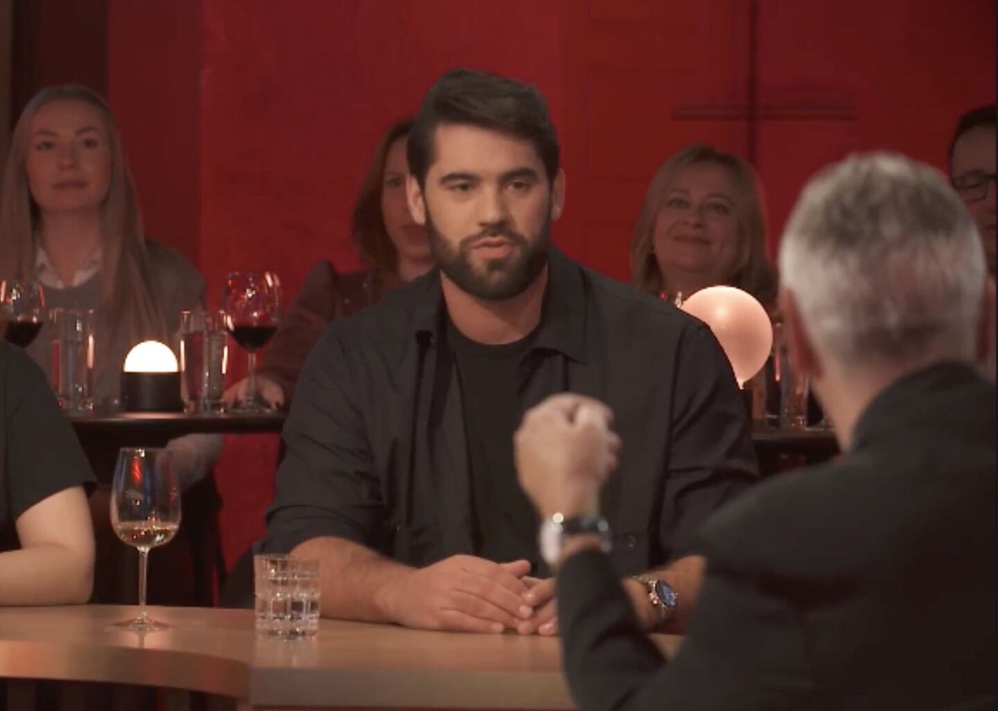Voici ce que Laurent Duvernay-Tardif pense du nouveau chum de Taylor Swift