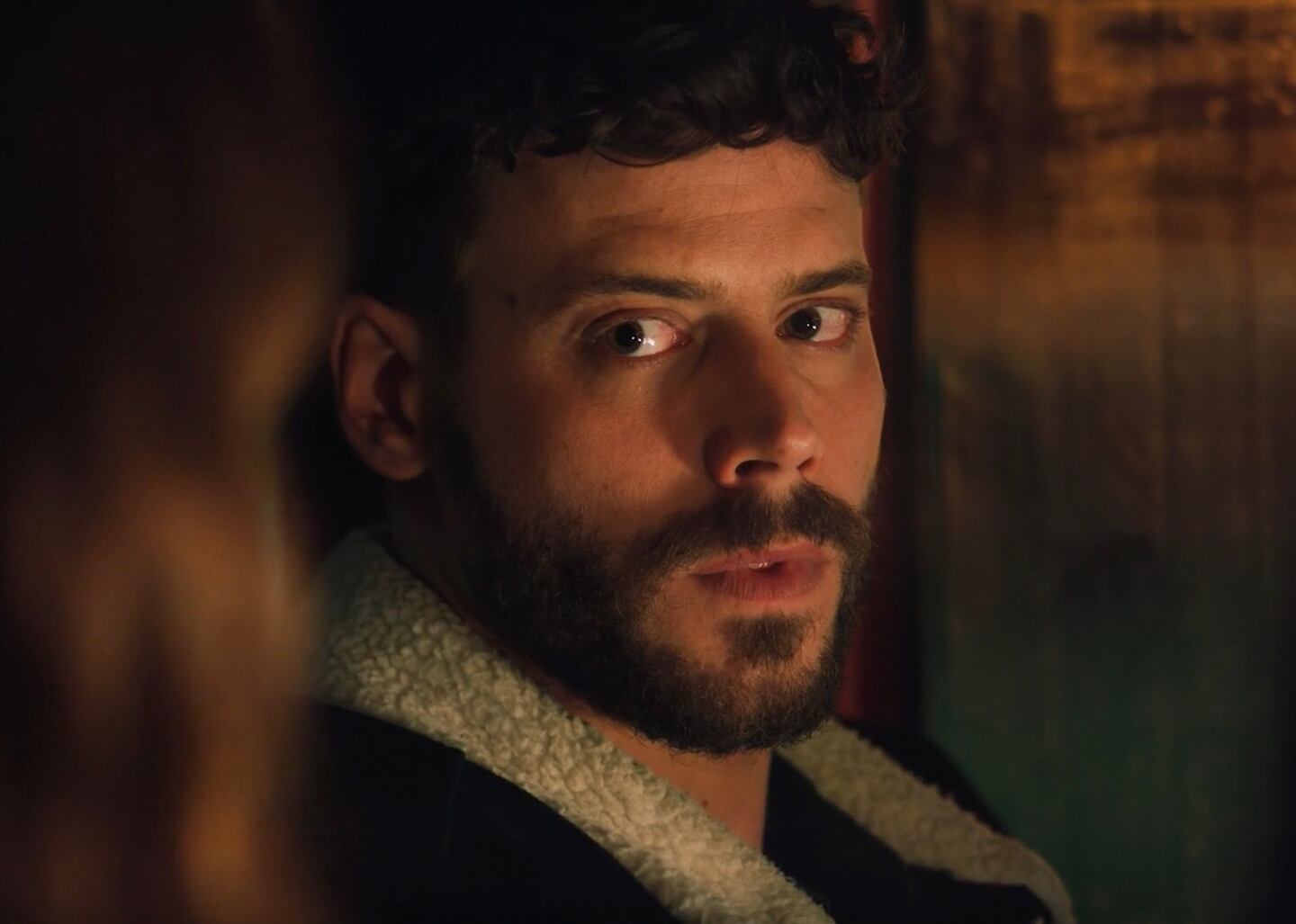 Bande-annonce: François Arnaud plus ténébreux que jamais dans ce ...