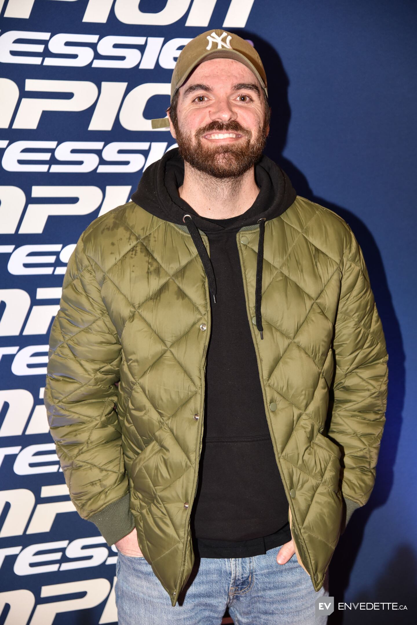 Mike Beaudoin nous présente sa fille sur le tapis rouge
