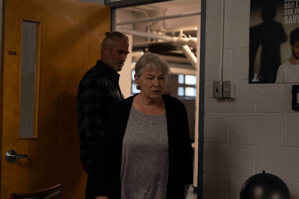 7 photos marquantes de Roy Dupuis dans l'ultime saison d'À coeur battant