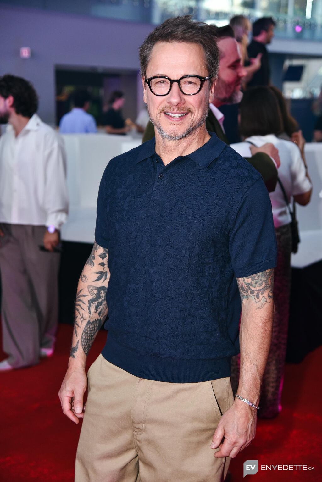 Stéphane Rousseau confirme son grand retour en humour!