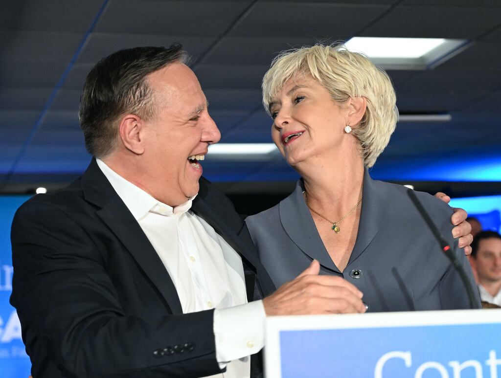 16 photos de François Legault et sa femme Isabelle Brais