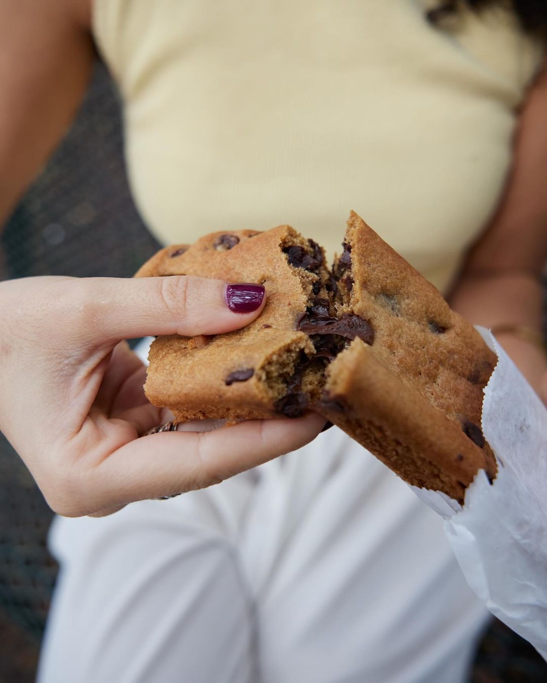 Subway lance un biscuit 12 pouces et la toile s'enflamme